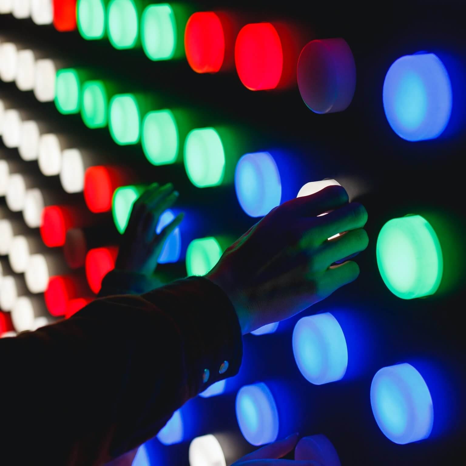 Multi-Touch Attribution Guide: How to Build Better Models Multi-Touch Attribution Guide: How to Build Better Models